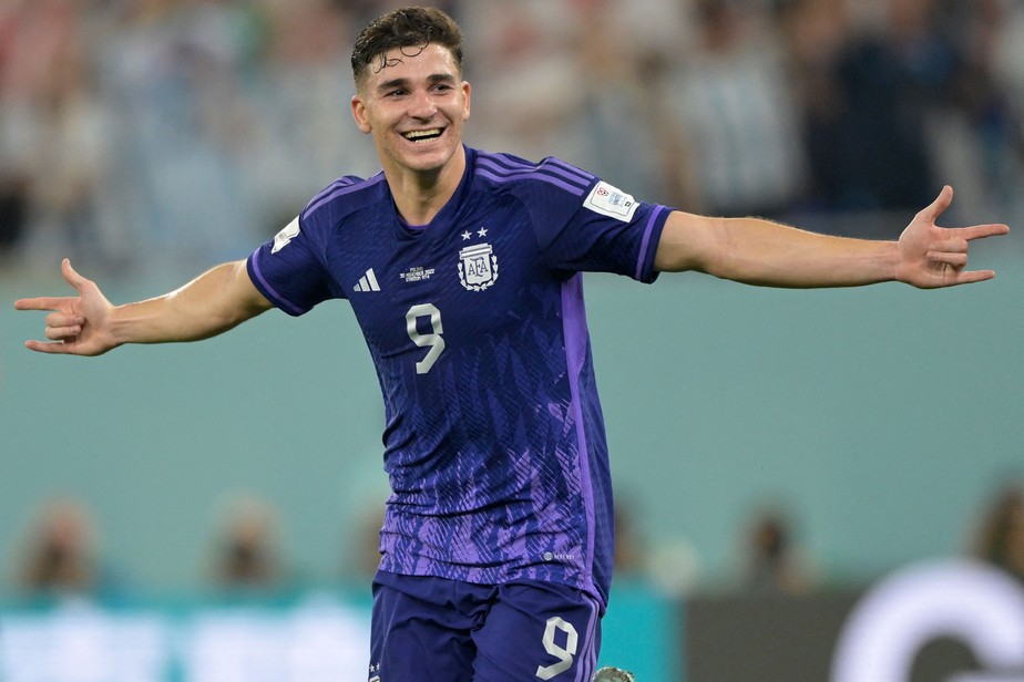 Herói da Argentina, Julián Álvarez fez gol na primeira vez que estreou ...