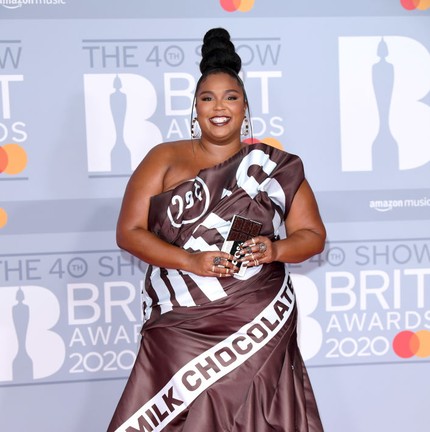 10 vezes em que Lizzo deu aula sobre estilo com seus looks autênticos ...