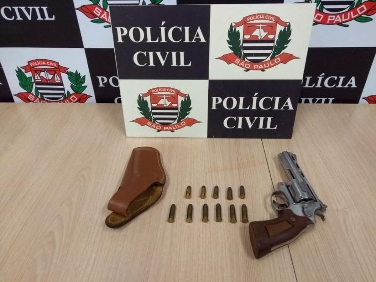 Homem é Preso Por Posse Ilegal De Arma De Fogo Em Rio Preto São José