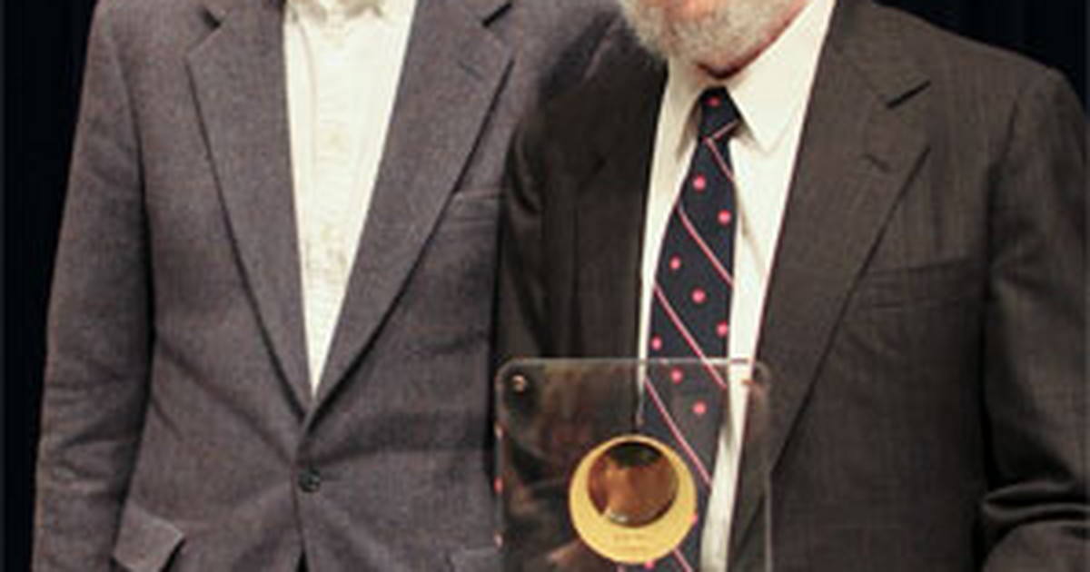 G1 - Morre Dennis Ritchie, pai do Unix e da linguagem de programação C ...