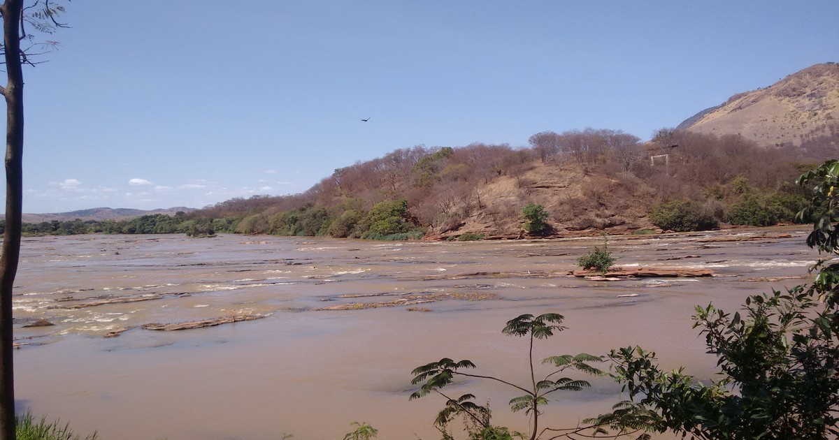 G1 - Estiagem compromete nível do Rio Doce em Governador Valadares ...