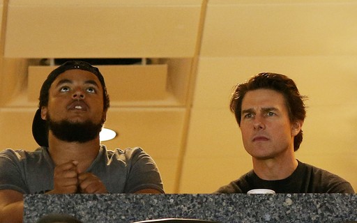 Tom Cruise prepara filho mais velho para seguir seus passos na ...