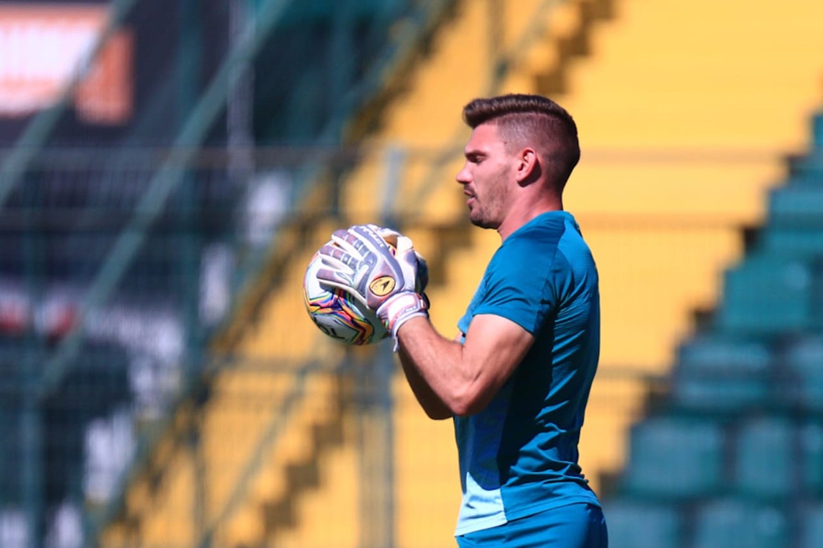 Entre acesso e títulos, João Ricardo passa carreira a limpo e cita ...