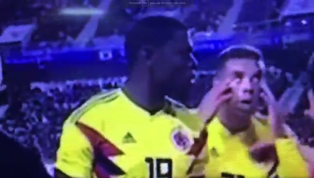 Por gesto racista, Fifa suspende colombiano Cardona por cinco partidas ...