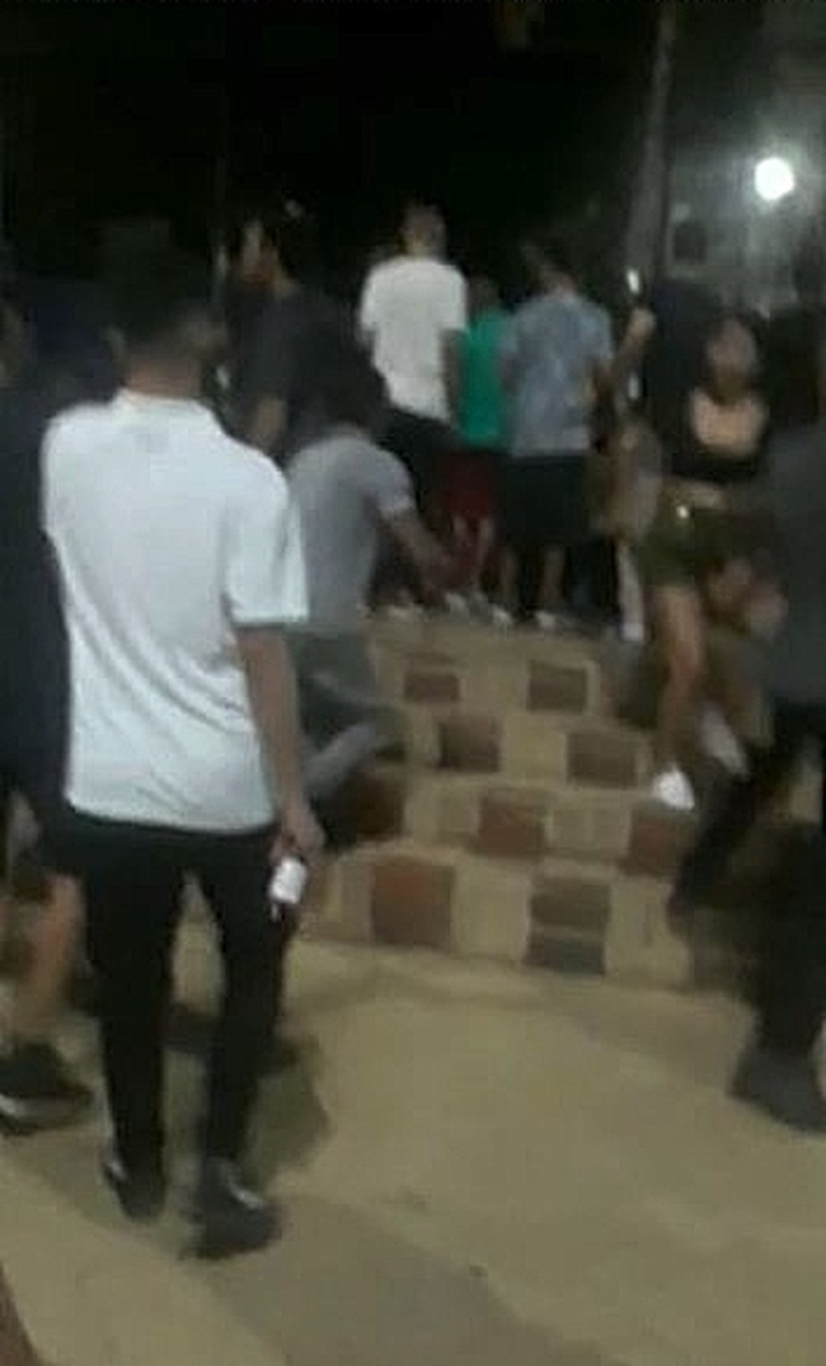 Homem é Morto A Tiros Durante Festa Em Praça De Parintins No Am