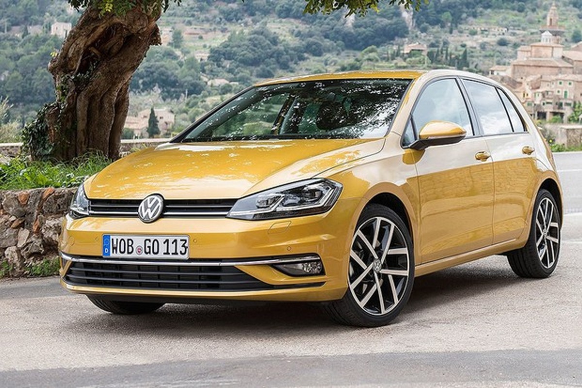 Novo VW Golf reestilizado só chega em 2018 | Carros | autoesporte
