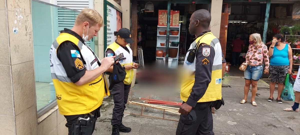 Homem Morre Depois De Trocar Tiros Com A Pm Durante Assalto Na Zona