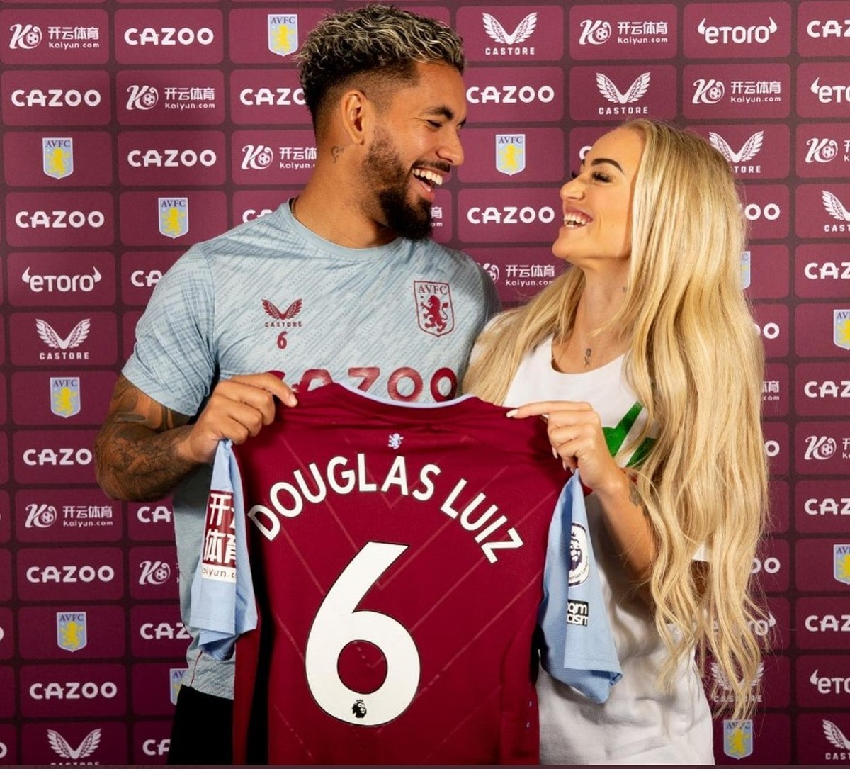 Douglas Luiz renova com Aston Villa e brinca com namorada: "Minha ...