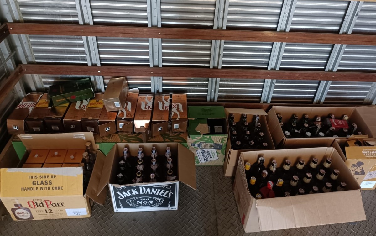 Polícia Civil apreende 151 garrafas de bebidas falsificadas e prende suspeito em Piracicaba ...