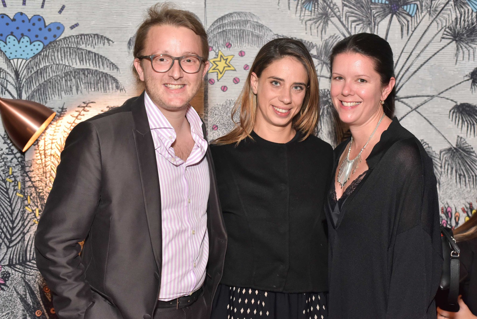 Todo agito no lounge da Vogue no SPFW inverno 2016 nesta terça-feira ...