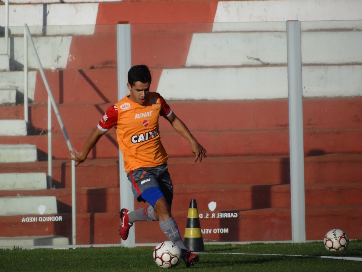 Alípio reitera confiança no ataque do Vila mesmo sem um camisa 9 ...