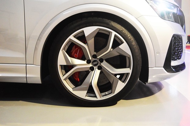 40 FOTOS EM DETALHES DOS NOVOS AUDI RS 6 AVANT, RS Q8 E R8 QUE CHEGAM ...