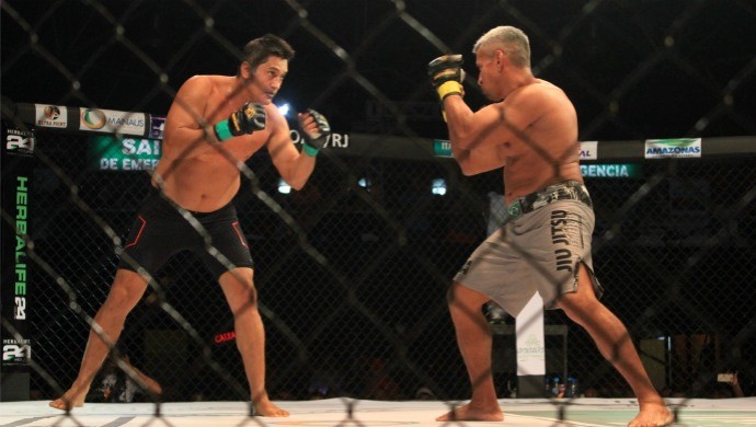 'Andrés' faturam cinturão dos leves e médios do Bitetti Combat em ...