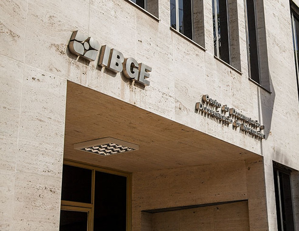 AM registra 3º maior aumento no setor de serviços do país em março, diz ...