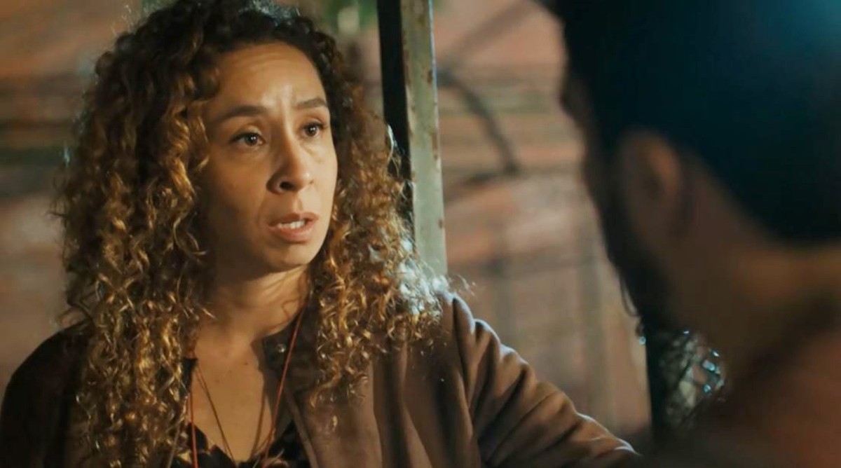 Eliete fica pasma ao descobrir segredo de Jaci | Segunda Chamada | Gshow