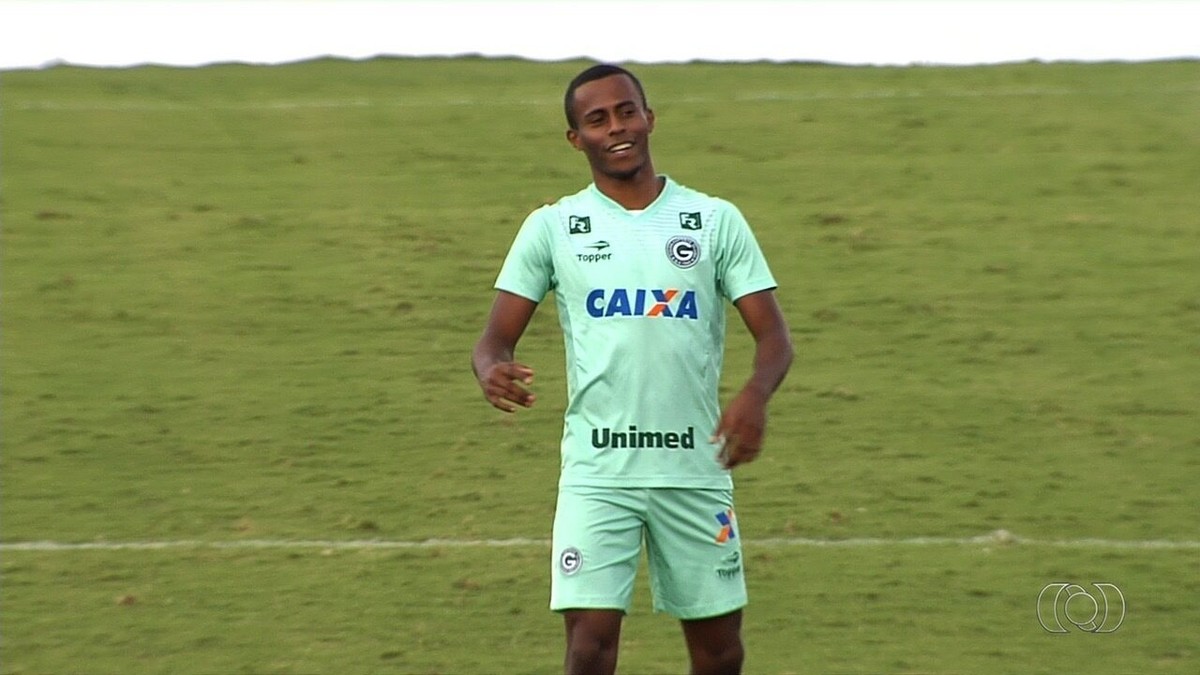 Gol e boa atuação contra o Vila inspiram Carlos a retomar a confiança ...