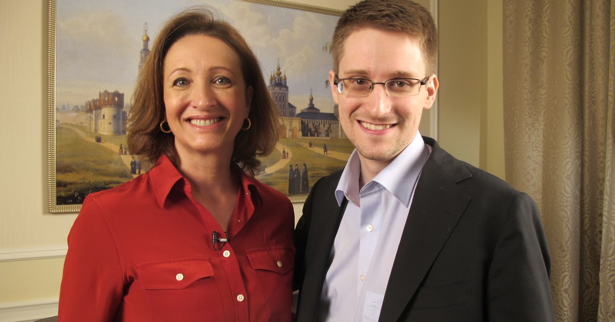 Fantástico - Bem-humorado, Edward Snowden só não respondeu a uma pergunta