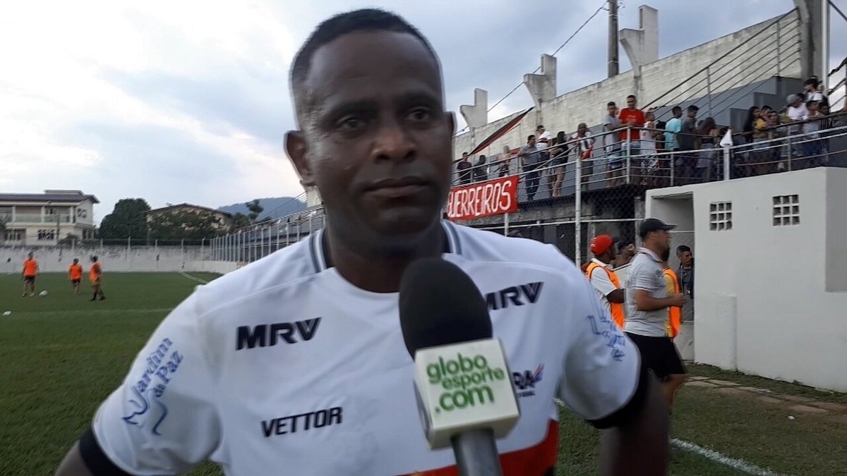 "Bom que a nossa equipe abre o olho", diz Joelson após 1ª derrota do ...