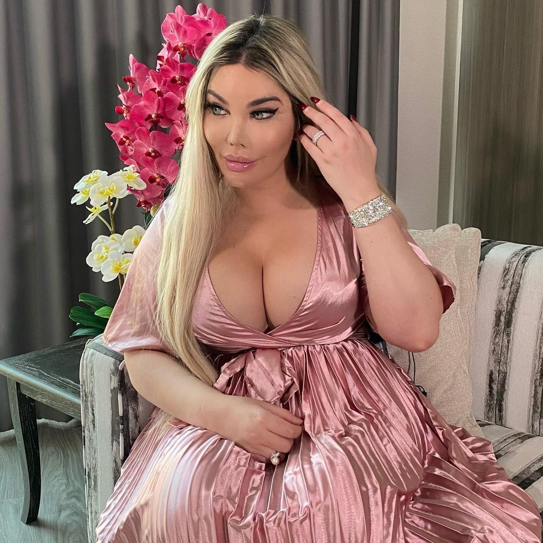Brasileira Jessica Alves Diz Que Espera Perder Virgindade Após Cirurgia