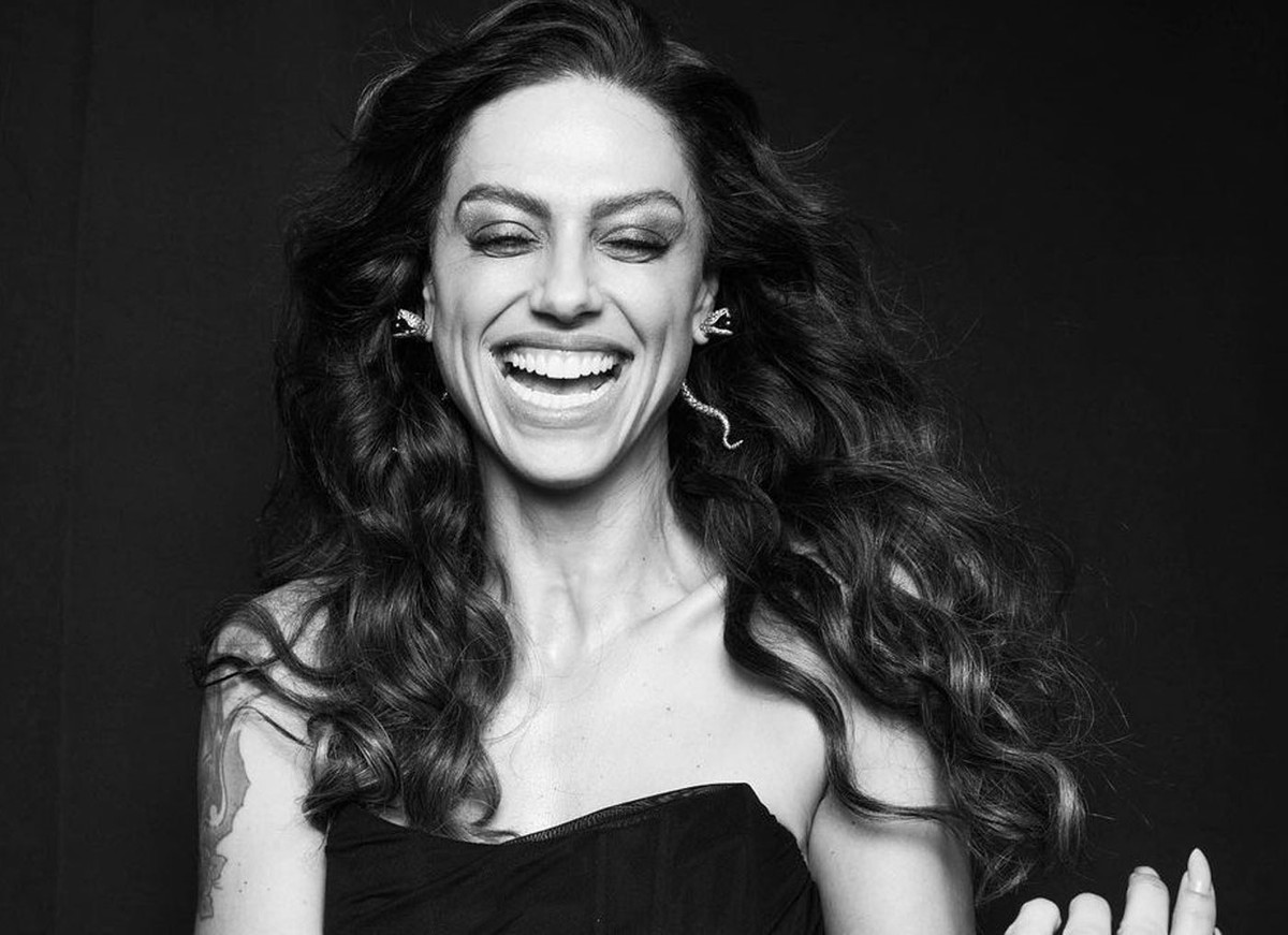 Ana Paula Valverde lembra decisão de ser atriz e se declara à mãe ...