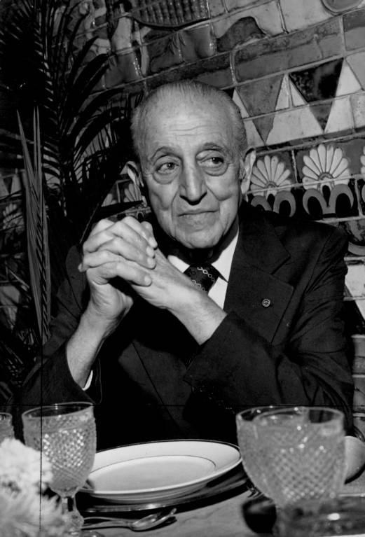 'A música como luz da existência', exposição virtual do Teatro ...