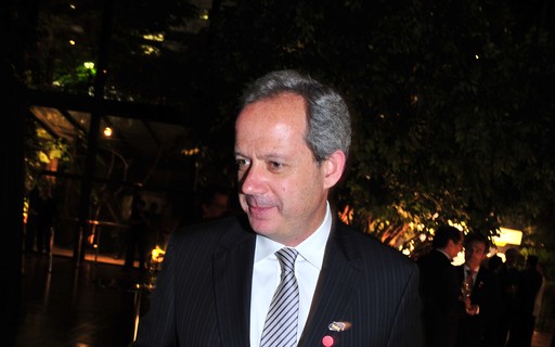 As perguntas que Carlucci deixa ao sair da Natura - Época Negócios ...