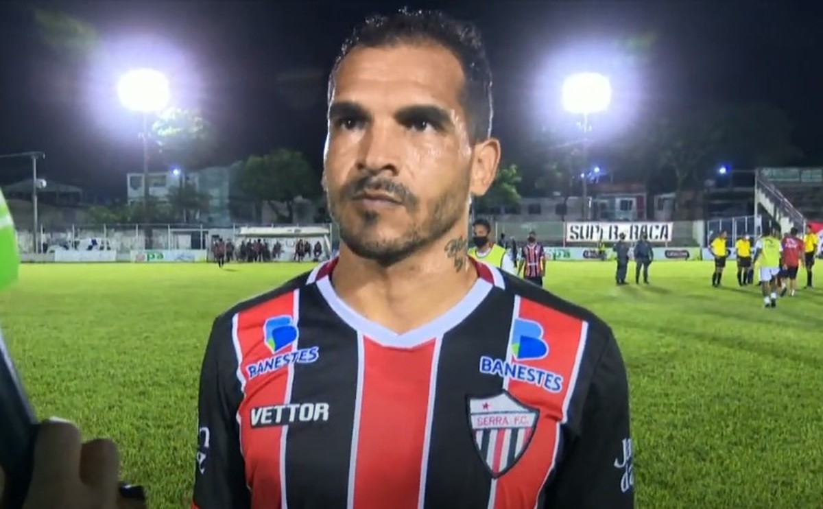 Anderson Canhoto lamenta ter perdido pênalti para o Serra nas quartas ...