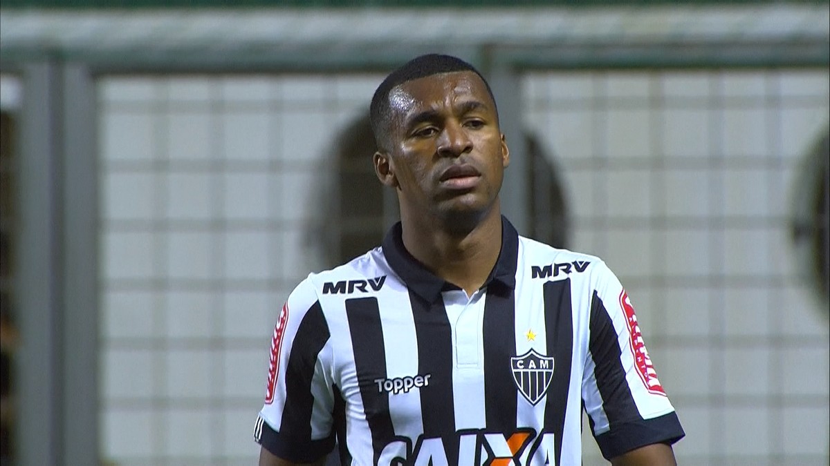 No retorno ao time, Erazo comemora atuação sem dor e volta da confiança ...