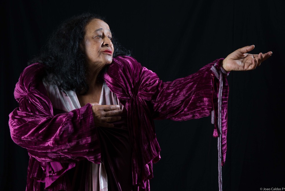 Peça inspirada na vida de Stela do Patrocínio irá estrear em São Paulo ...