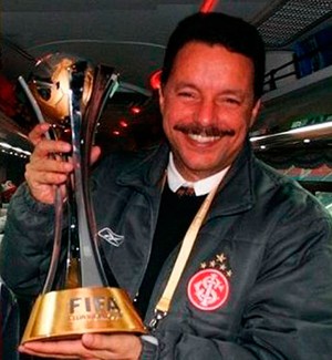 Inter se apega à mística e recorre a referências de 2006 por redenção