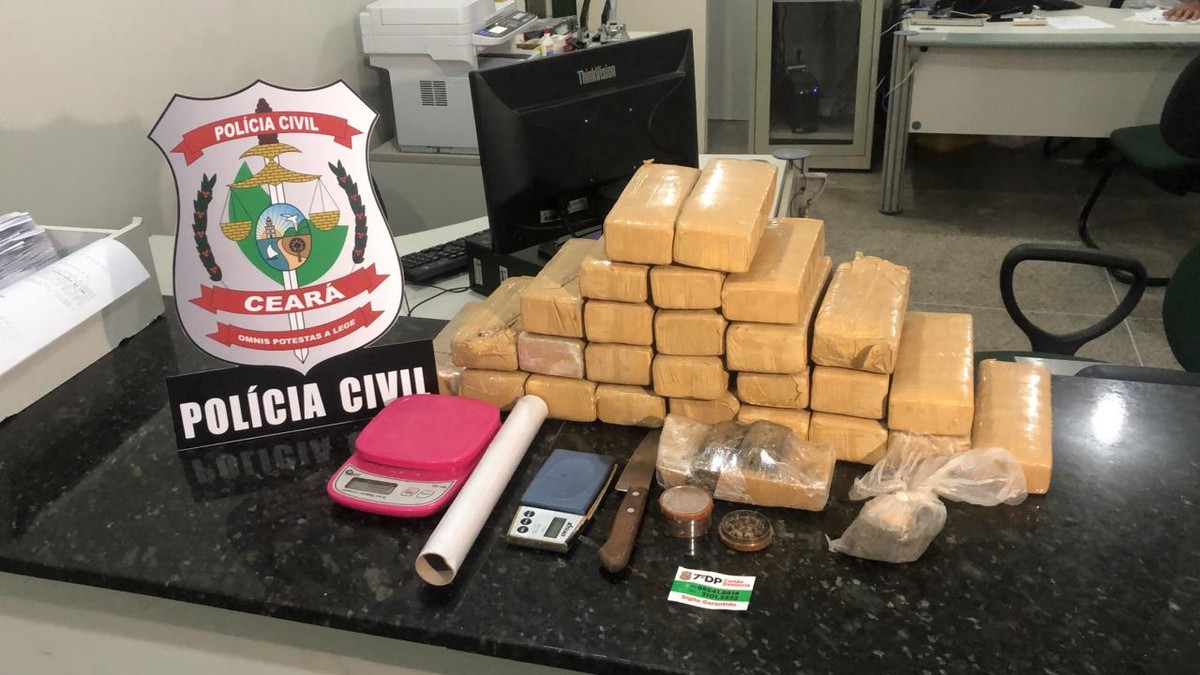 Mais de 17 kg de maconha são apreendidos em ponto de venda de drogas ...