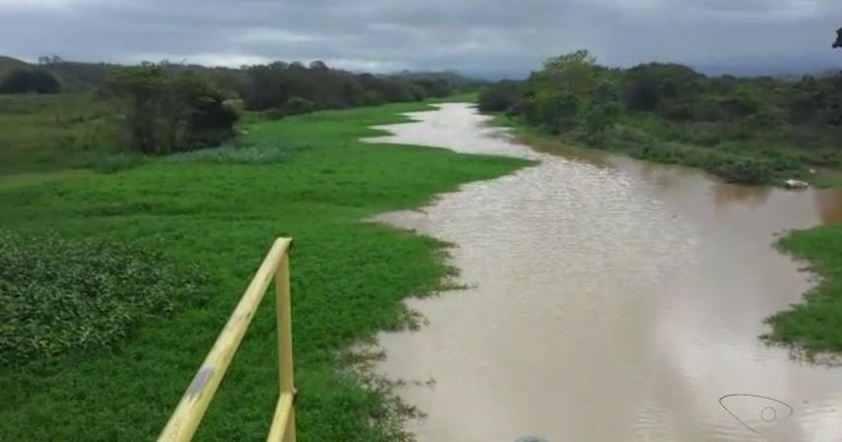 G1 - Nível do Rio Santa Maria aumenta, mas racionamento continua no ES ...