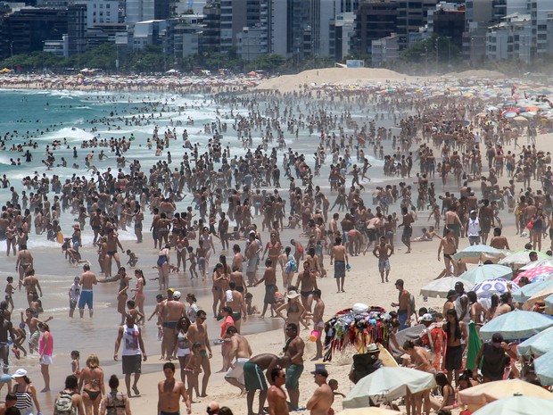 G1 - Rio tem sensação térmica de 42 graus e praias ficam lotadas ...