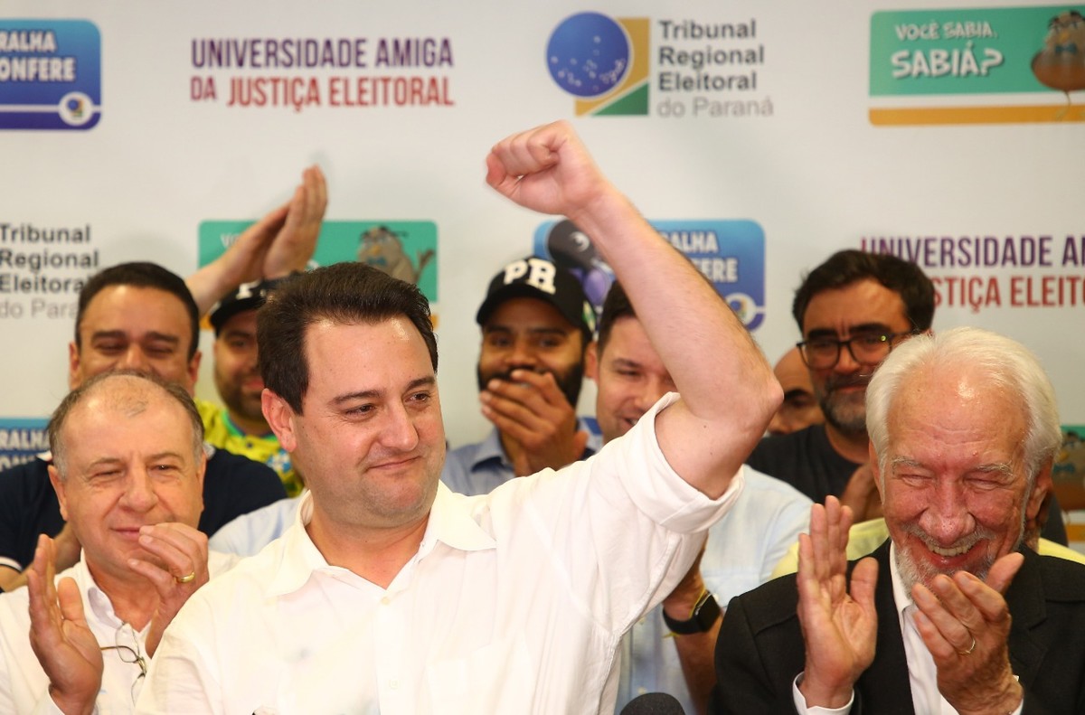 Ratinho Junior (PSD) é reeleito governador do Paraná no 1º turno ...