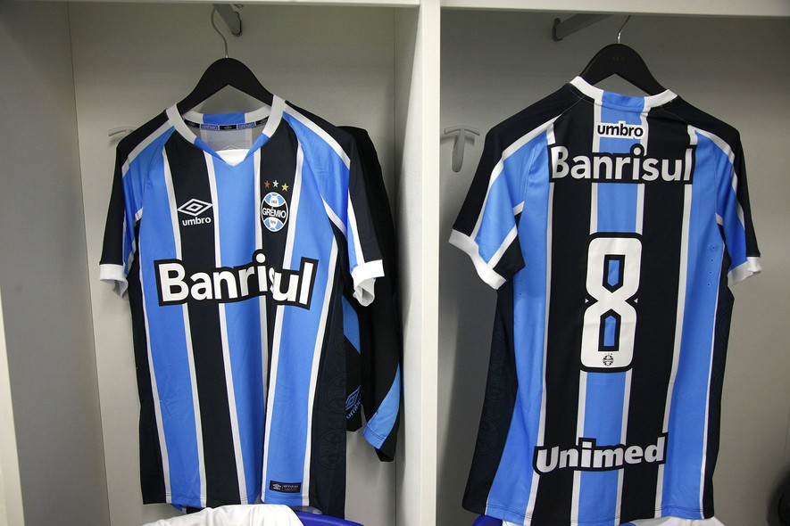 FOTOS: veja detalhes dos novos uniformes do Grêmio - fotos em grêmio