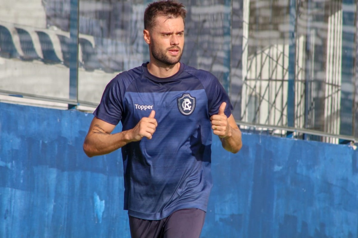 Retorno ao Baenão: Douglas Packer será apresentado nesta quarta-feira ...