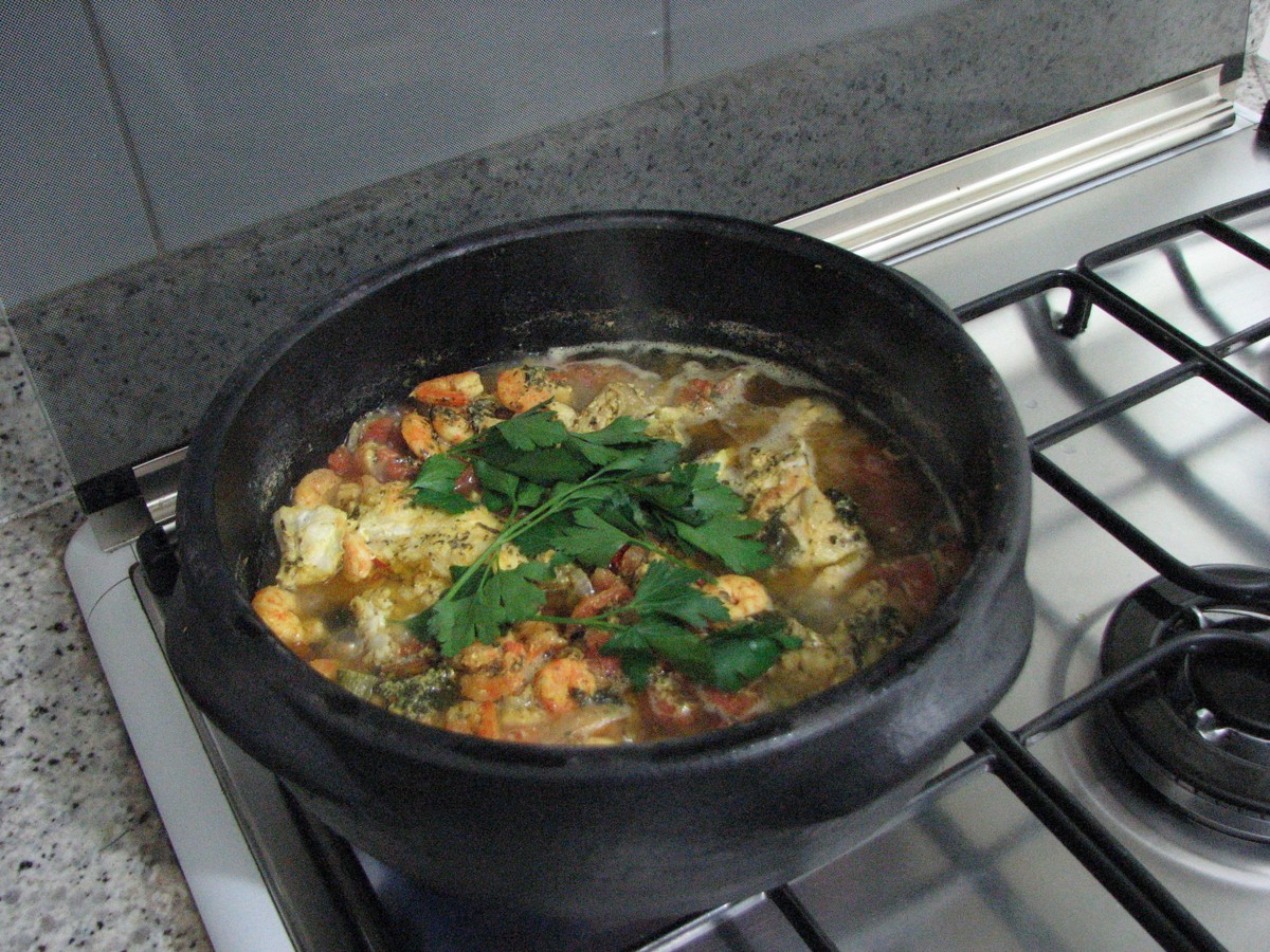 Moqueca Capixaba de Robalo Com Camarão | Peixes e frutos do mar | Receitas