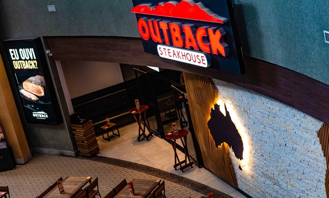 Quem leva o Outback no Brasil | Lauro Jardim - O Globo