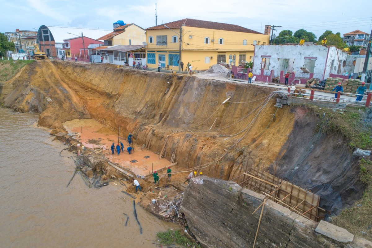 Fenômeno de terras caídas pode causar 'tsunami fluvial' em rios do ...