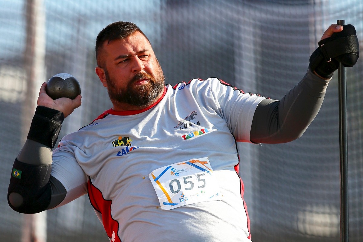 André Rocha bate recorde mundial de arremesso de peso no Circuito ...