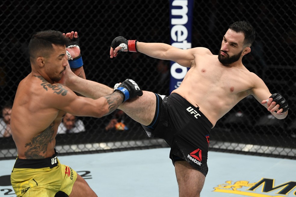 Netto BJJ vira luta e nocauteia o americano Jared Gordon no terceiro ...