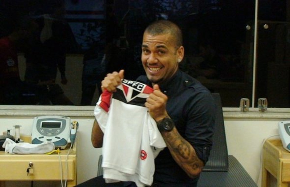 Spnet É Muito Amor Veja As Declarações Que Daniel Alves Já Fez Ao