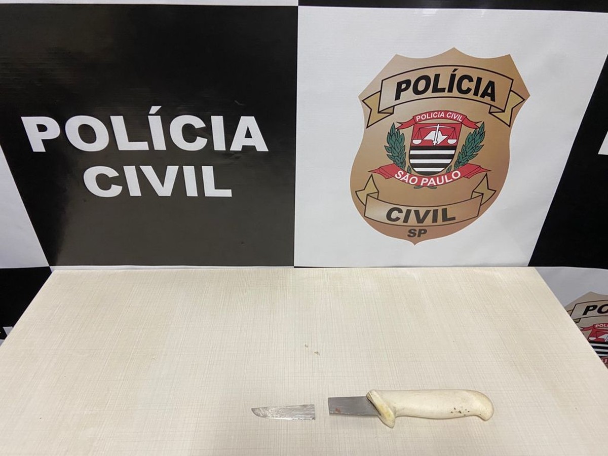 Homem Procura A Polícia E Se Entrega Após Esfaquear A Ex Mulher Em