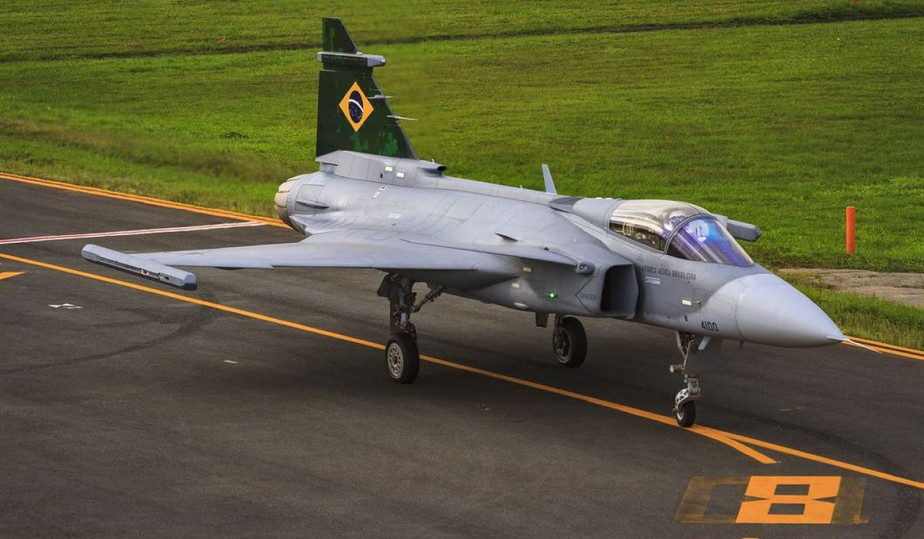 Gráfico mostra detalhes de Caças Gripen da FAB que começam a operar ...