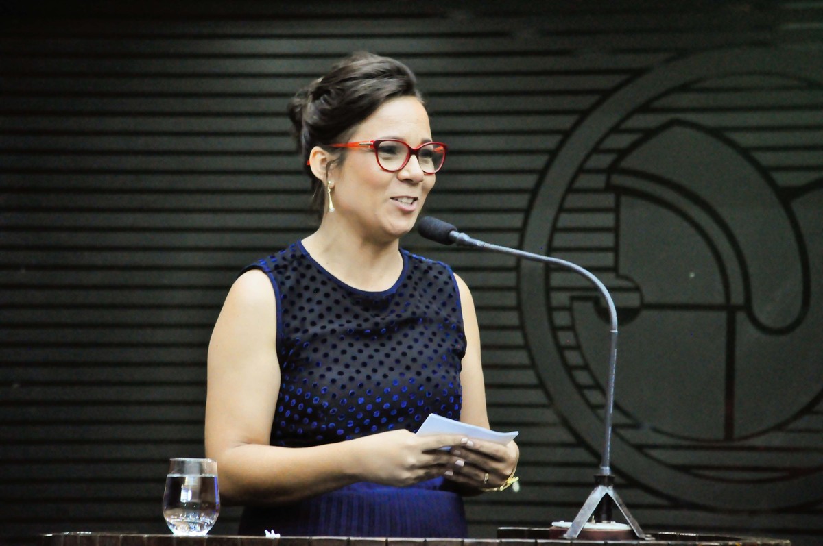 Sílvia Torres recebe Título de Cidadania Guarabirense | tvcabobranco ...