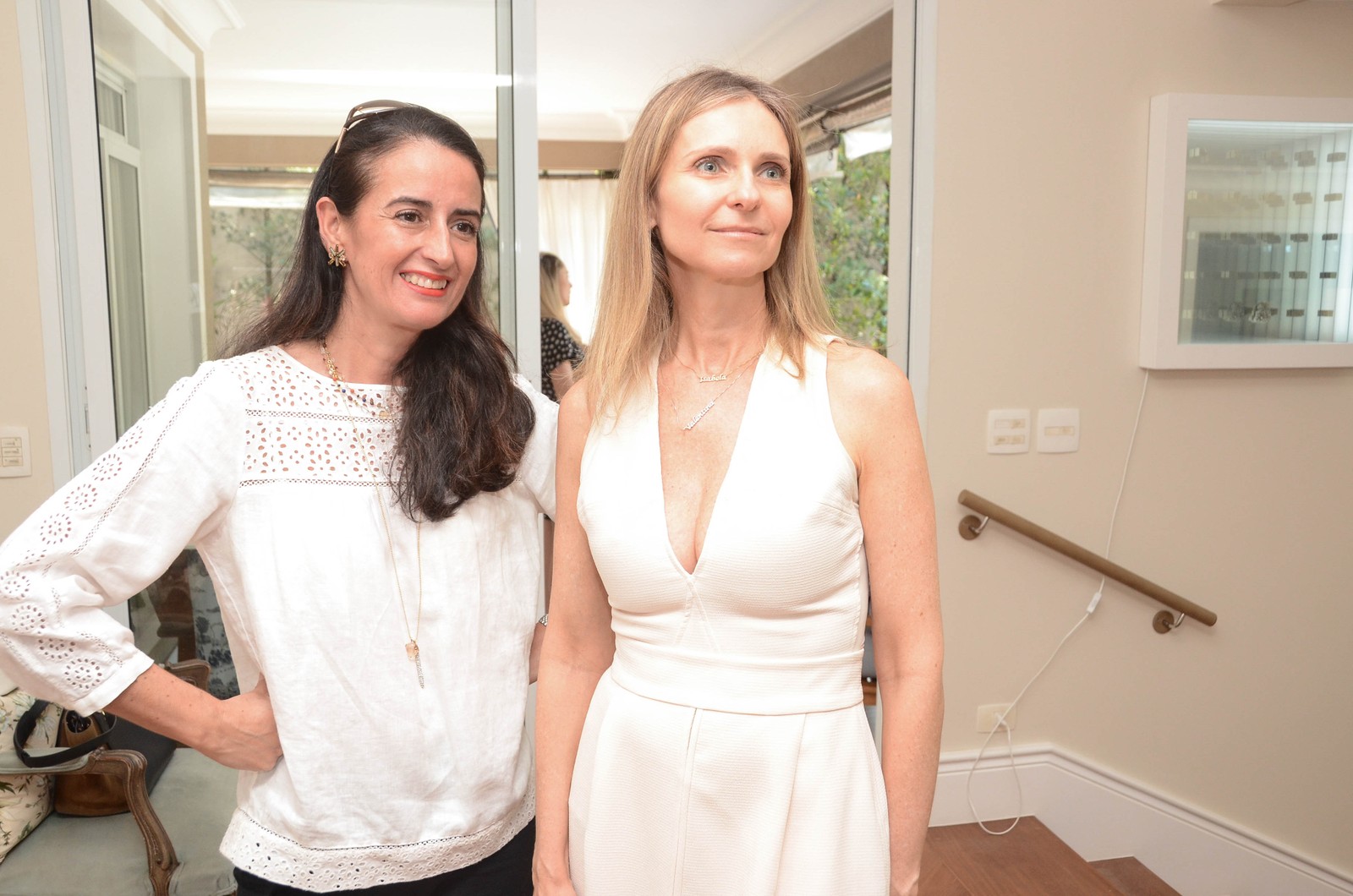 Amanda Gontijo Funaro e Marina Capra Fantozzi lançam o verão da Loér ...