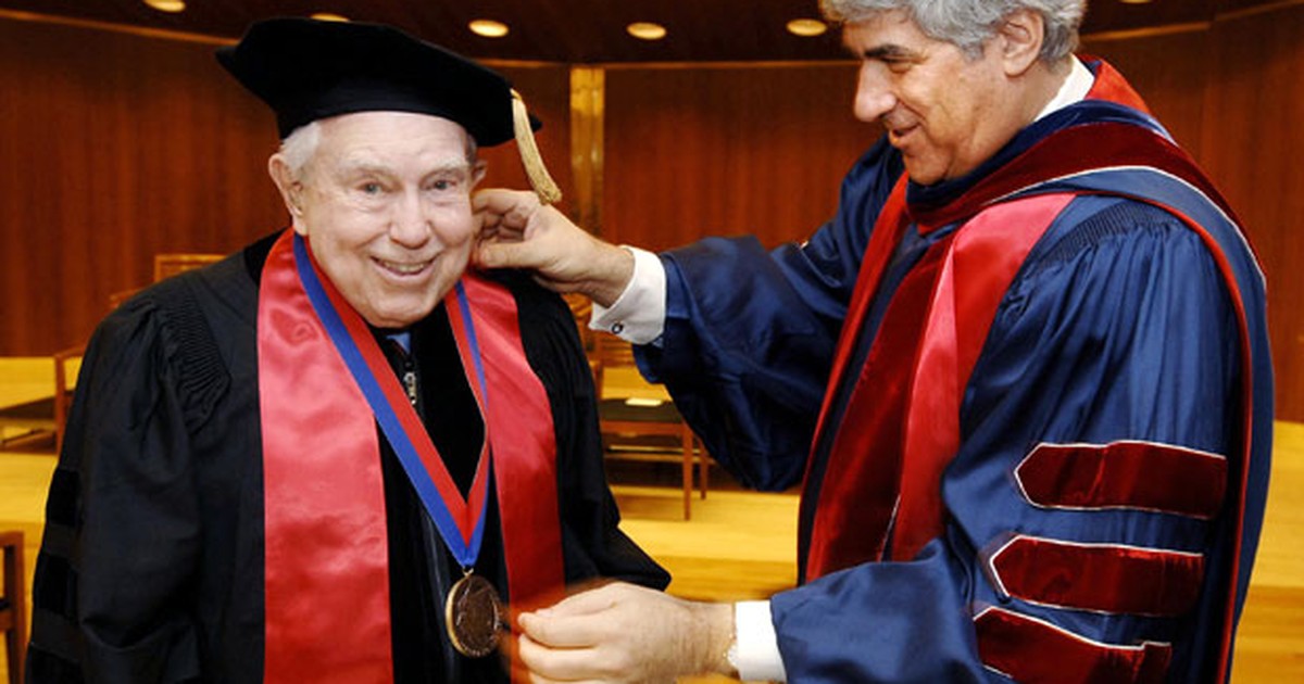 G1 - Morre aos 103 anos Elliott Carter, compositor de música clássica ...