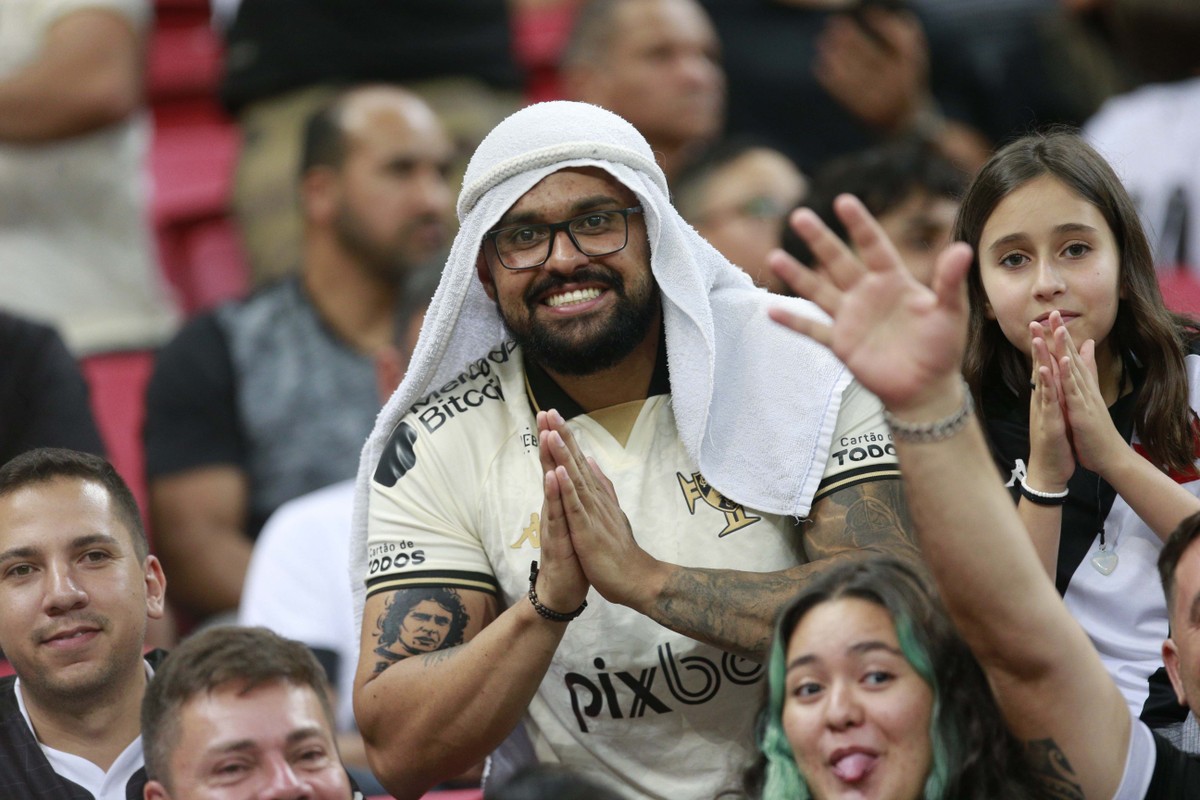 Vasco provoca o Flamengo com postagem em árabe após vitória | vasco | ge