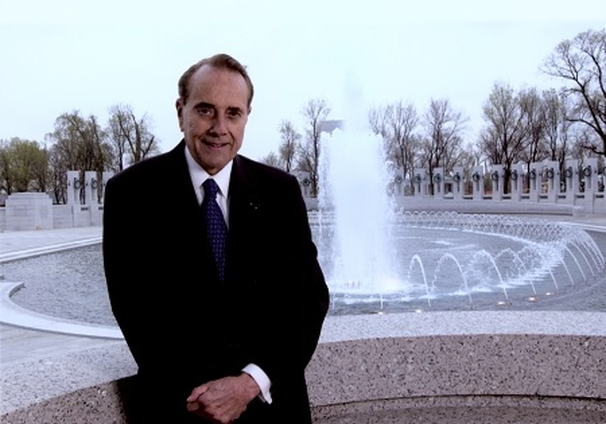 Ex-senador e candidato à Presidência dos EUA Bob Dole morre aos 98 anos ...