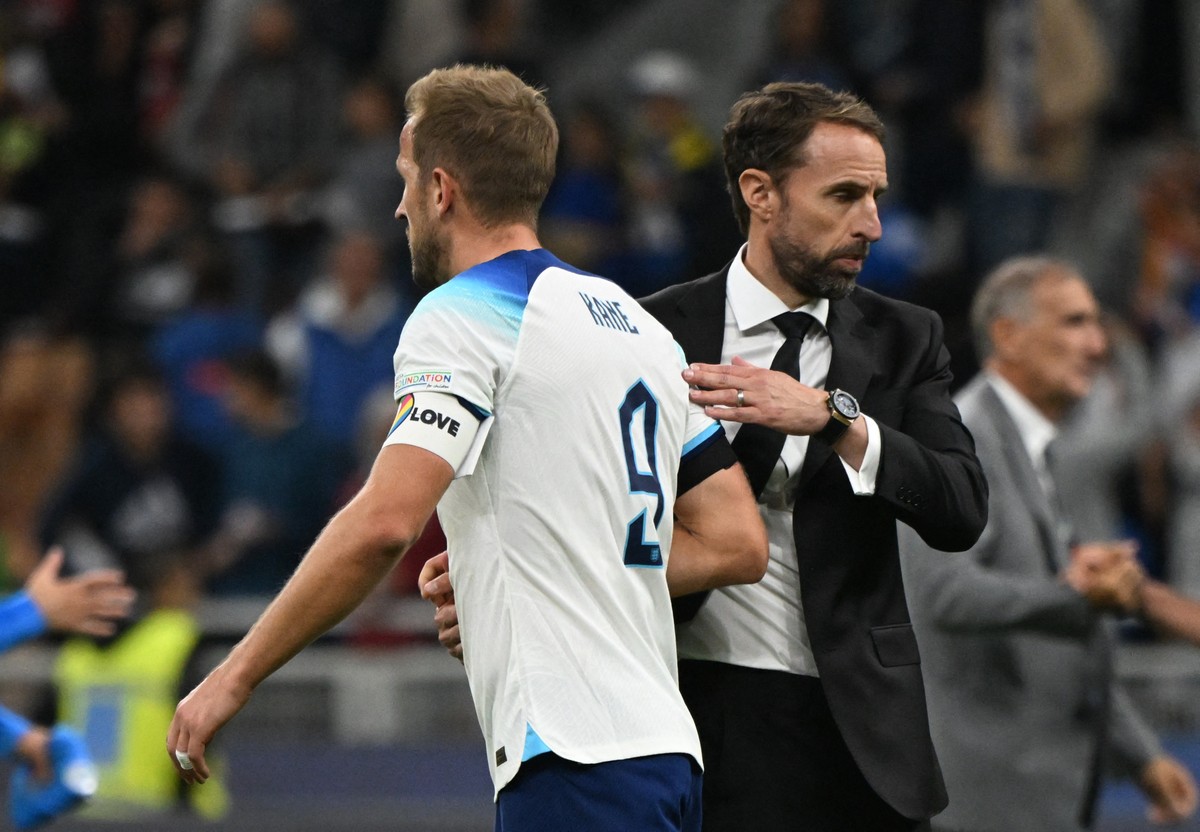 Southgate vê Inglaterra "na direção certa" apesar de rebaixamento ...